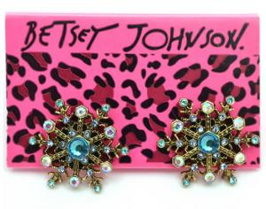 Betsey johnson snowflake earrings store