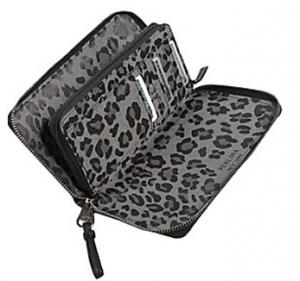 Perlina Logo Plate Wallet in Merlot